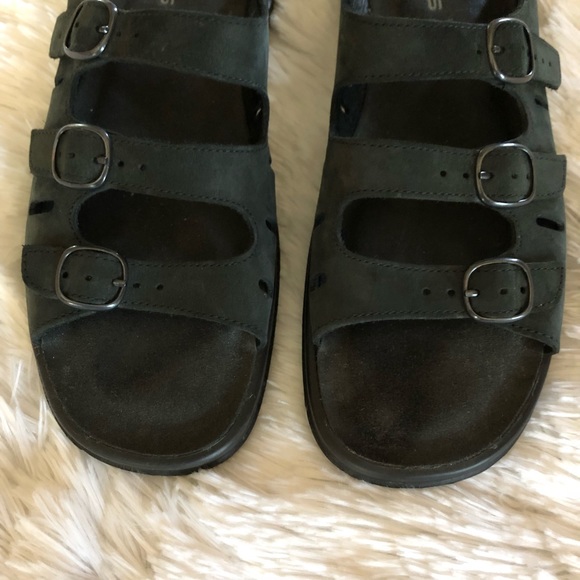 Clarks | Shoes | Clark Springers Suede Sandals Size 2 | Poshmark